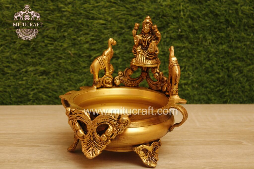 Brass Lakshmi Uruli - Mitucraft.com