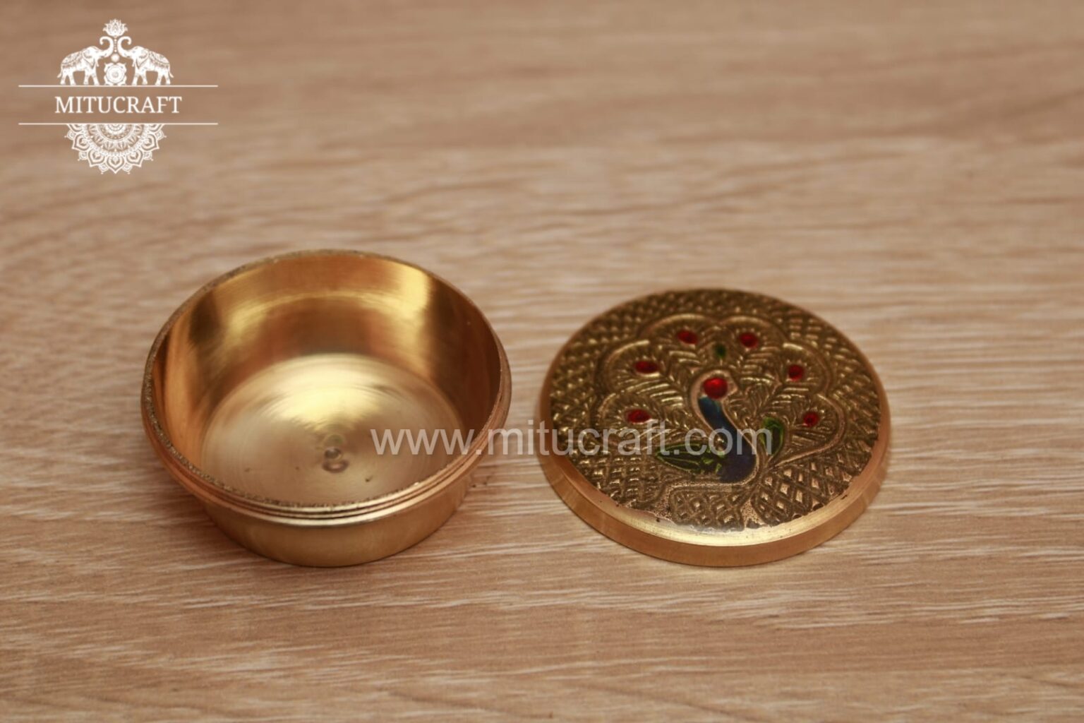 Brass Kumkum Box - Mitucraft.com