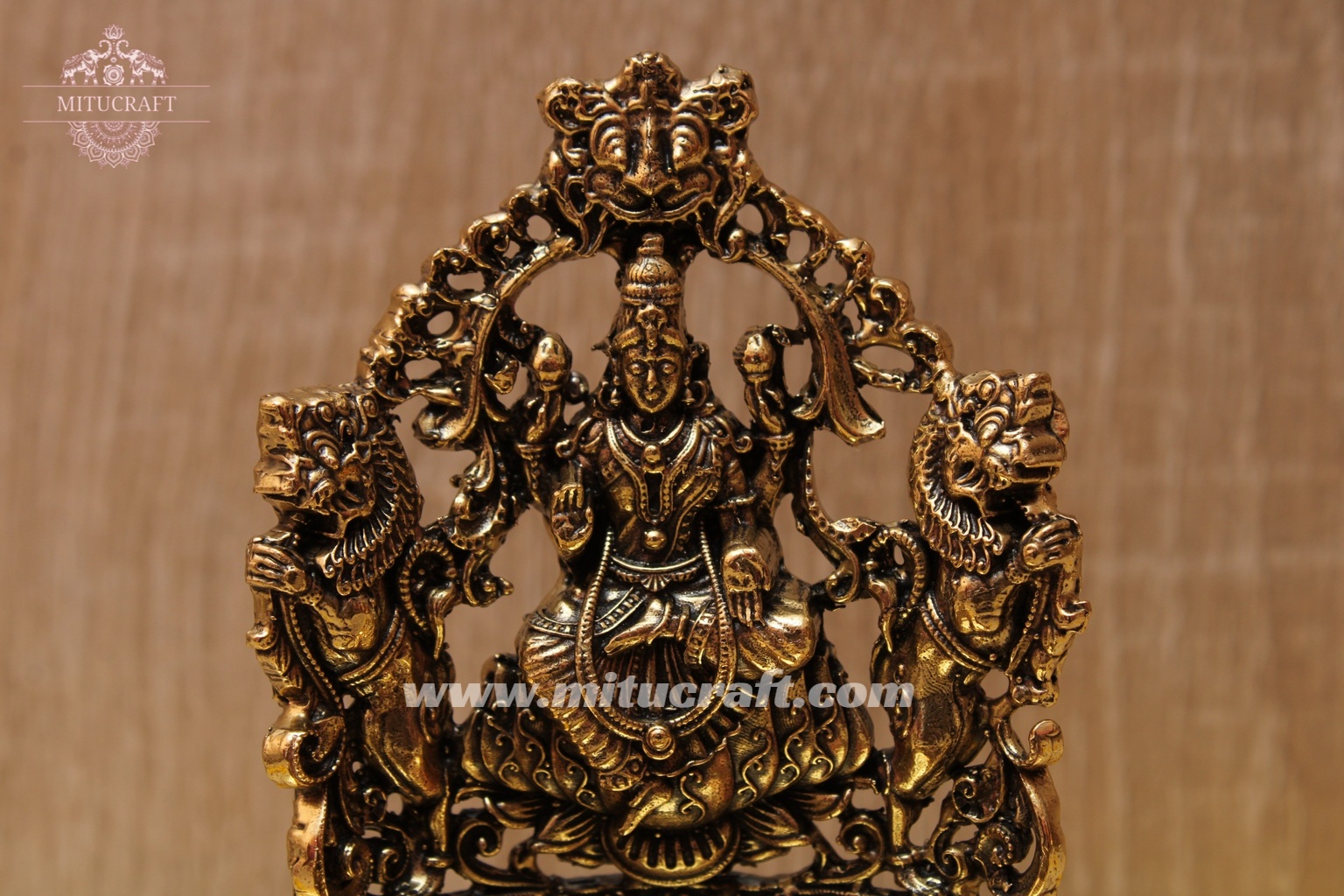 Lakshmi Deepam (Royal Brass) - Mitucraft.com