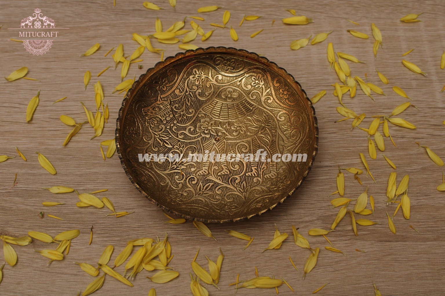 Brass Camel Plate - Mitucraft.com